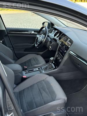 Grey Volkswagen Golf 2019 in Riga, with an engine capacity of 2.00 L and mileage of 219 thousand km for 12190 €, photo 8 on AUTOMOTO.COM.LV