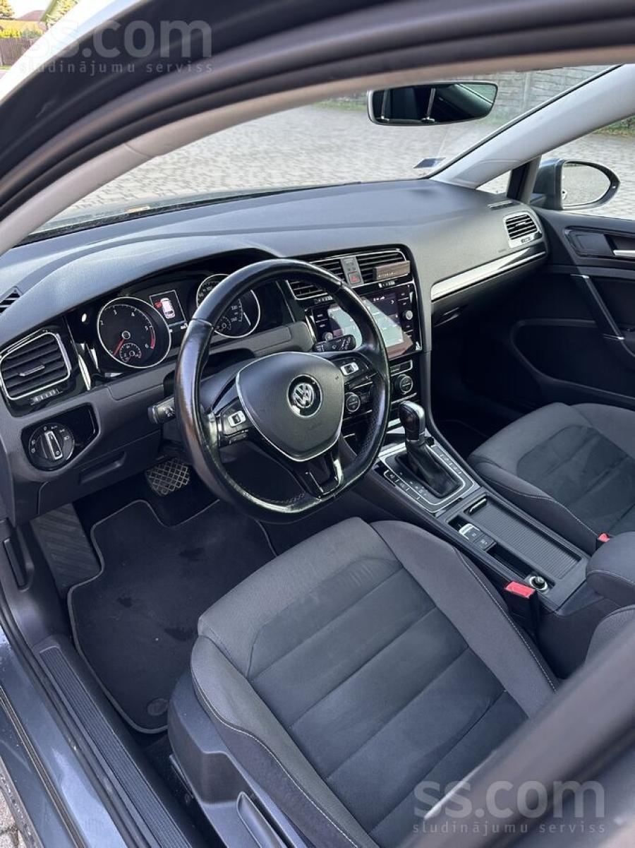 Grey Volkswagen Golf 2019 in Riga, with an engine capacity of 2.00 L and mileage of 219 thousand km for 12190 €, photo 10 on AUTOMOTO.COM.LV