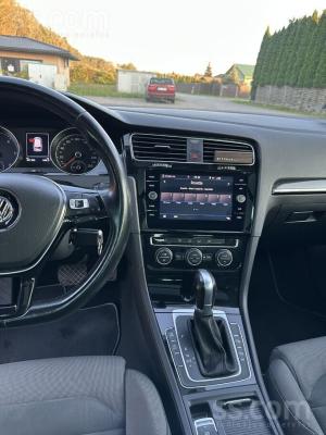 Grey Volkswagen Golf 2019 in Riga, with an engine capacity of 2.00 L and mileage of 219 thousand km for 12190 €, photo 11 on AUTOMOTO.COM.LV