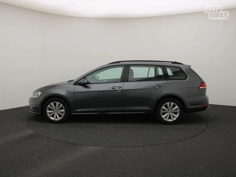 Pelēks Volkswagen Golf 2019 Viļņa, ar dzinēja tilpumu 1.60 L un nobraukumu 125 tūkst. km par 11199 €, foto 7 vietnē AUTOMOTO.COM.LV