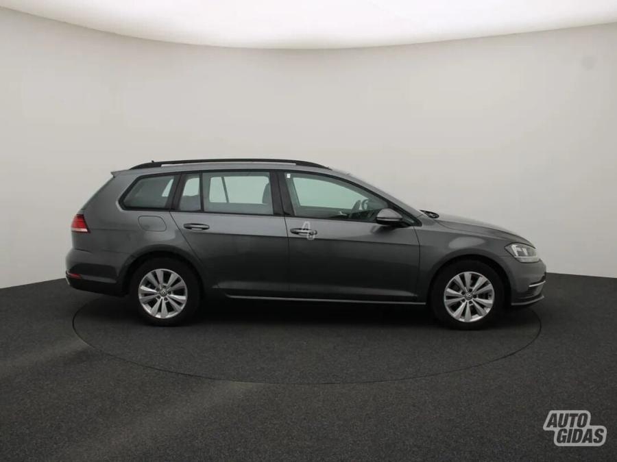 Pelēks Volkswagen Golf 2019 Viļņa, ar dzinēja tilpumu 1.60 L un nobraukumu 125 tūkst. km par 11199 €, foto 10 vietnē AUTOMOTO.COM.LV