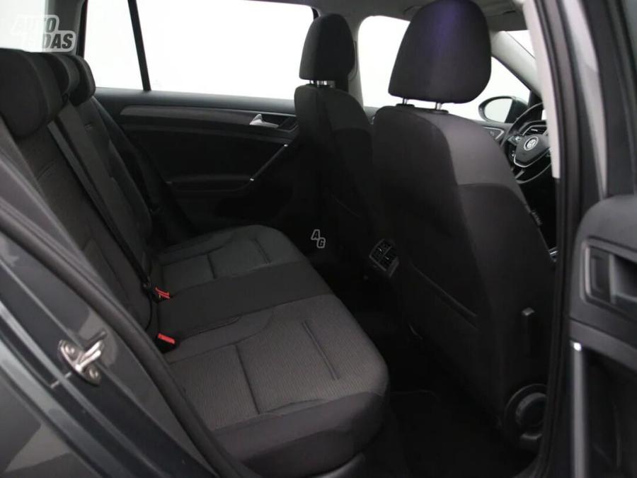 Pelēks Volkswagen Golf 2019 Viļņa, ar dzinēja tilpumu 1.60 L un nobraukumu 125 tūkst. km par 11199 €, foto 16 vietnē AUTOMOTO.COM.LV