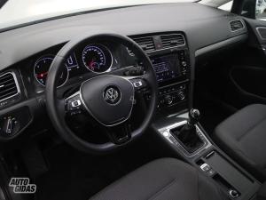 Pelēks Volkswagen Golf 2019 Viļņa, ar dzinēja tilpumu 1.60 L un nobraukumu 125 tūkst. km par 11199 €, foto 17 vietnē AUTOMOTO.COM.LV