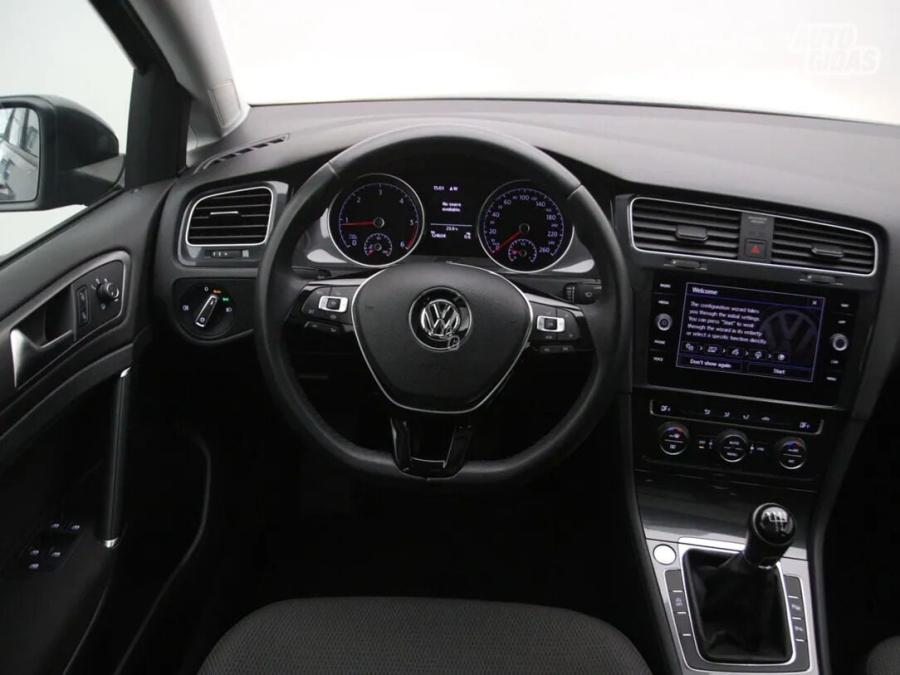 Pelēks Volkswagen Golf 2019 Viļņa, ar dzinēja tilpumu 1.60 L un nobraukumu 125 tūkst. km par 11199 €, foto 18 vietnē AUTOMOTO.COM.LV