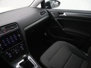 Pelēks Volkswagen Golf 2019 Viļņa, ar dzinēja tilpumu 1.60 L un nobraukumu 125 tūkst. km par 11199 €, foto 22 vietnē AUTOMOTO.COM.LV