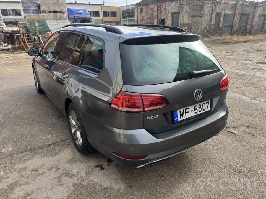 Grey Volkswagen Golf 2019 in Riga, with an engine capacity of 1.60 L and mileage of 238 thousand km for 7200 €, photo 5 on AUTOMOTO.COM.LV