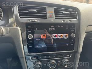 Grey Volkswagen Golf 2019 in Riga, with an engine capacity of 1.60 L and mileage of 238 thousand km for 7200 €, photo 7 on AUTOMOTO.COM.LV