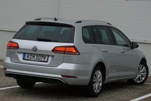 Grey Volkswagen Golf 2019 in Riga, with an engine capacity of 2.00 L and mileage of 278 thousand km for 9700 €, photo 8 on AUTOMOTO.COM.LV