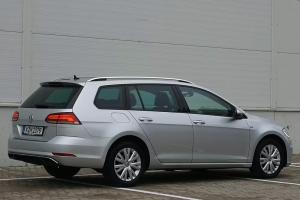 Grey Volkswagen Golf 2019 in Riga, with an engine capacity of 2.00 L and mileage of 278 thousand km for 9700 €, photo 9 on AUTOMOTO.COM.LV