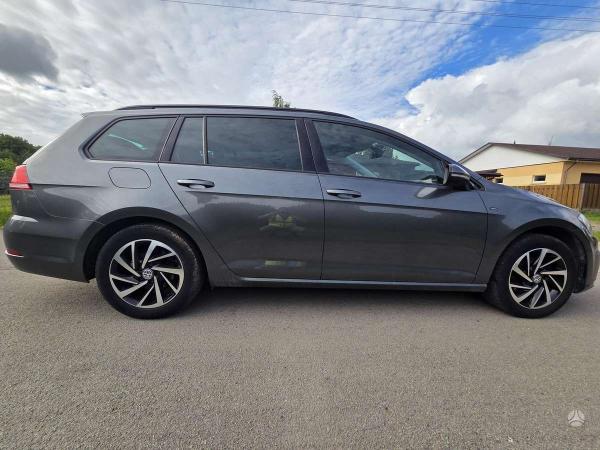 Pelēks Volkswagen Golf 2019 Panevēža, ar dzinēja tilpumu 1.60 L un nobraukumu 254 tūkst. km par 8880 €, foto 8 vietnē AUTOMOTO.COM.LV