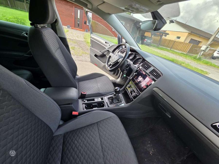 Pelēks Volkswagen Golf 2019 Panevēža, ar dzinēja tilpumu 1.60 L un nobraukumu 254 tūkst. km par 8880 €, foto 16 vietnē AUTOMOTO.COM.LV