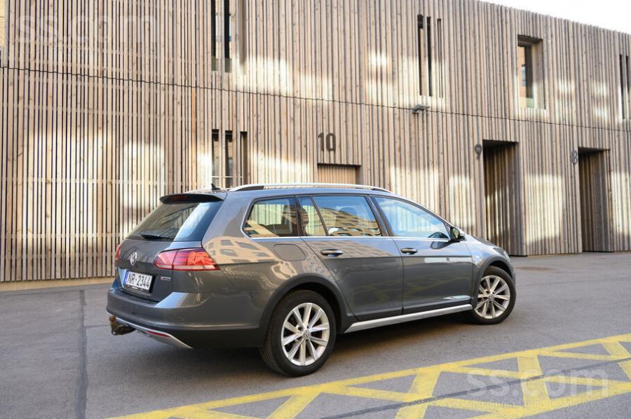 Pelēks Volkswagen Golf 2019 Rīga, ar dzinēja tilpumu 2.00 L un nobraukumu 143 tūkst. km par 13450 €, foto 6 vietnē AUTOMOTO.COM.LV