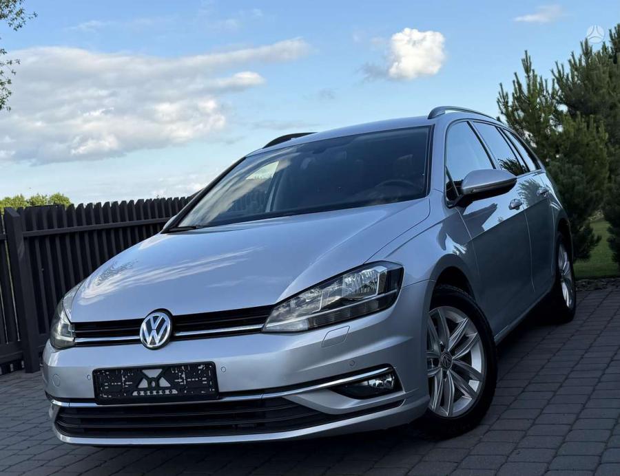 Grey Volkswagen Golf 2019 in Kaunas, with an engine capacity of 1.60 L and mileage of 241 thousand km for 7990 €, photo 12 on AUTOMOTO.COM.LV