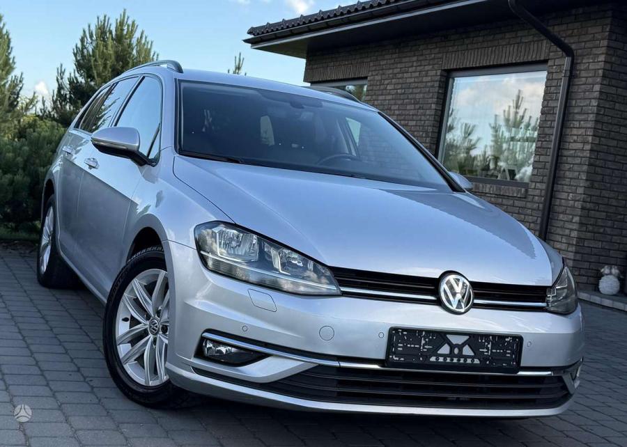 Grey Volkswagen Golf 2019 in Kaunas, with an engine capacity of 1.60 L and mileage of 241 thousand km for 7990 €, photo 15 on AUTOMOTO.COM.LV
