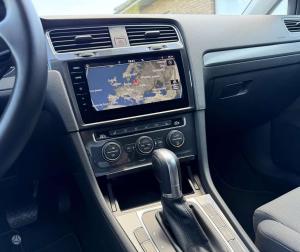 Grey Volkswagen Golf 2019 in Kaunas, with an engine capacity of 1.60 L and mileage of 241 thousand km for 7990 €, photo 22 on AUTOMOTO.COM.LV