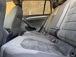 Grey Volkswagen Golf 2019 in Kaunas, with an engine capacity of 1.60 L and mileage of 241 thousand km for 7990 €, photo 35 on AUTOMOTO.COM.LV