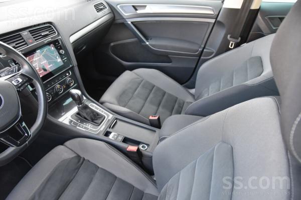 Pelēks Volkswagen Golf 2019 Rīga, ar dzinēja tilpumu 2.00 L un nobraukumu 260 tūkst. km par 10800 €, foto 9 vietnē AUTOMOTO.COM.LV