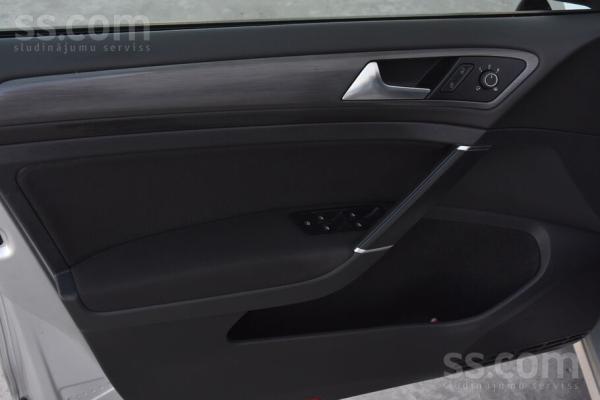 Pelēks Volkswagen Golf 2019 Rīga, ar dzinēja tilpumu 2.00 L un nobraukumu 260 tūkst. km par 10800 €, foto 10 vietnē AUTOMOTO.COM.LV