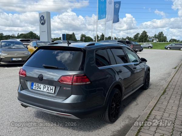 Grey Volkswagen Golf 2019 in Viljandi, with an engine capacity of 2.00 L and mileage of 151 thousand km for 16490 €, photo 5 on AUTOMOTO.COM.LV