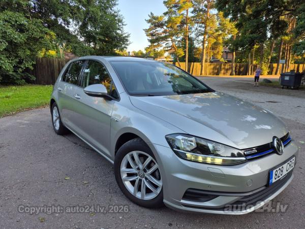 Grey Volkswagen Golf 2019 in Tallinn, with an engine capacity of 1.50 L and mileage of 53 thousand km for 13900 €, photo 2 on AUTOMOTO.COM.LV