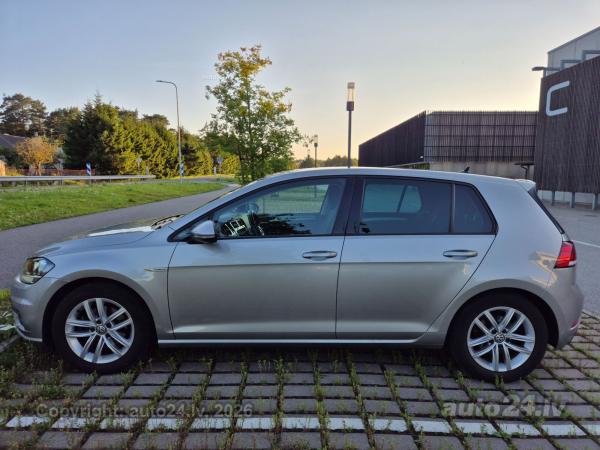Grey Volkswagen Golf 2019 in Tallinn, with an engine capacity of 1.50 L and mileage of 53 thousand km for 13900 €, photo 4 on AUTOMOTO.COM.LV