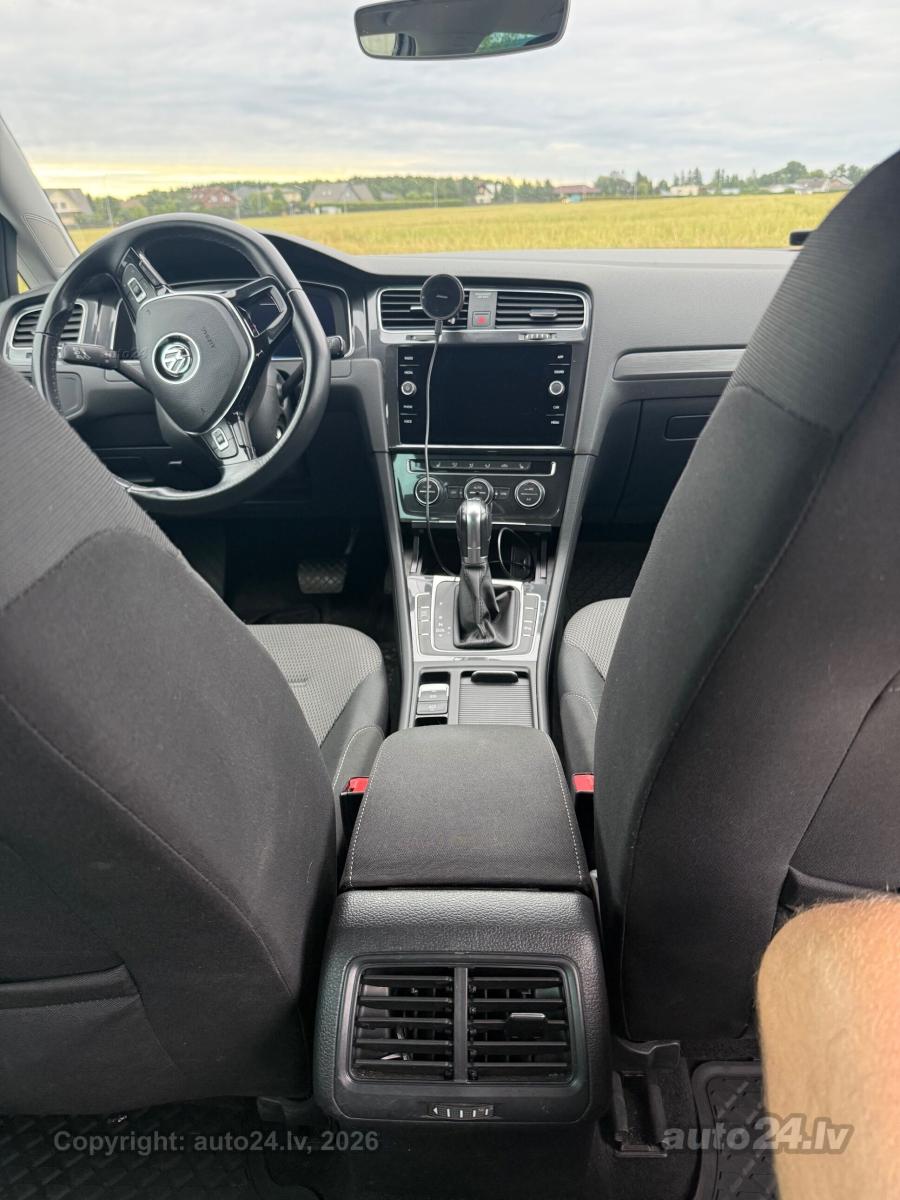 Grey Volkswagen Golf 2019 in Tallinn, with an engine capacity of 1.60 L and mileage of 149 thousand km for 11900 €, photo 7 on AUTOMOTO.COM.LV