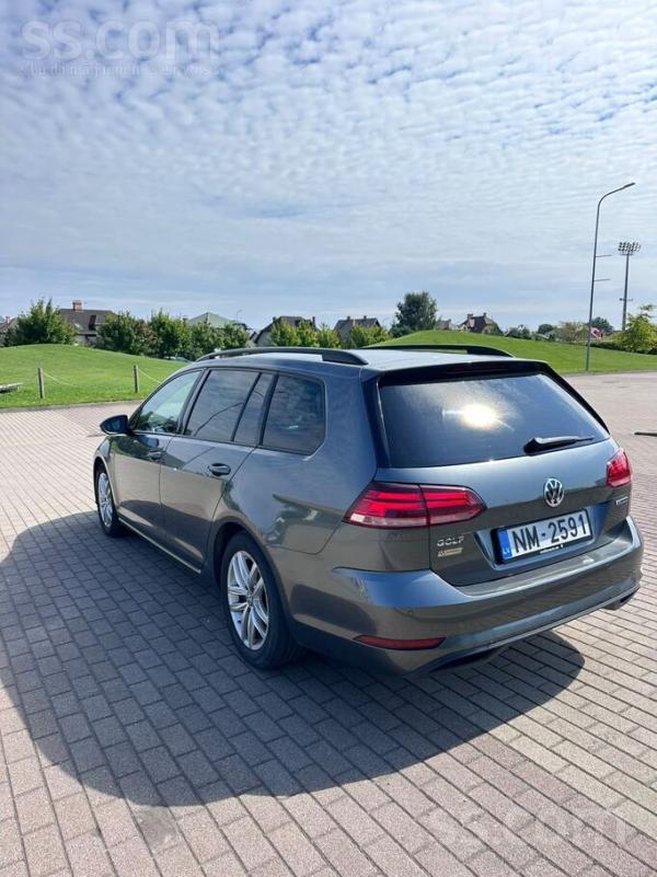 Grey Volkswagen Golf 2019 in Riga, with an engine capacity of 1.50 L and mileage of 150 thousand km for 10600 €, photo 3 on AUTOMOTO.COM.LV