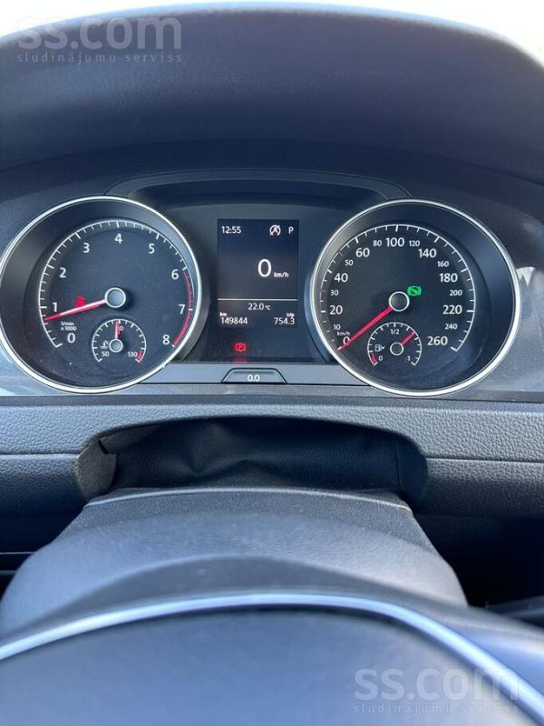 Grey Volkswagen Golf 2019 in Riga, with an engine capacity of 1.50 L and mileage of 150 thousand km for 10600 €, photo 7 on AUTOMOTO.COM.LV