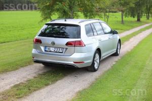 Grey Volkswagen Golf 2019 in Gulbene, with an engine capacity of 2.00 L and mileage of 239 thousand km for 10500 €, photo 5 on AUTOMOTO.COM.LV
