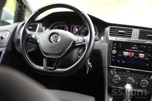 Grey Volkswagen Golf 2019 in Gulbene, with an engine capacity of 2.00 L and mileage of 239 thousand km for 10500 €, photo 15 on AUTOMOTO.COM.LV