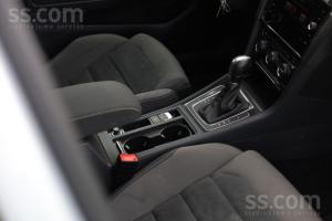Grey Volkswagen Golf 2019 in Gulbene, with an engine capacity of 2.00 L and mileage of 239 thousand km for 10500 €, photo 17 on AUTOMOTO.COM.LV