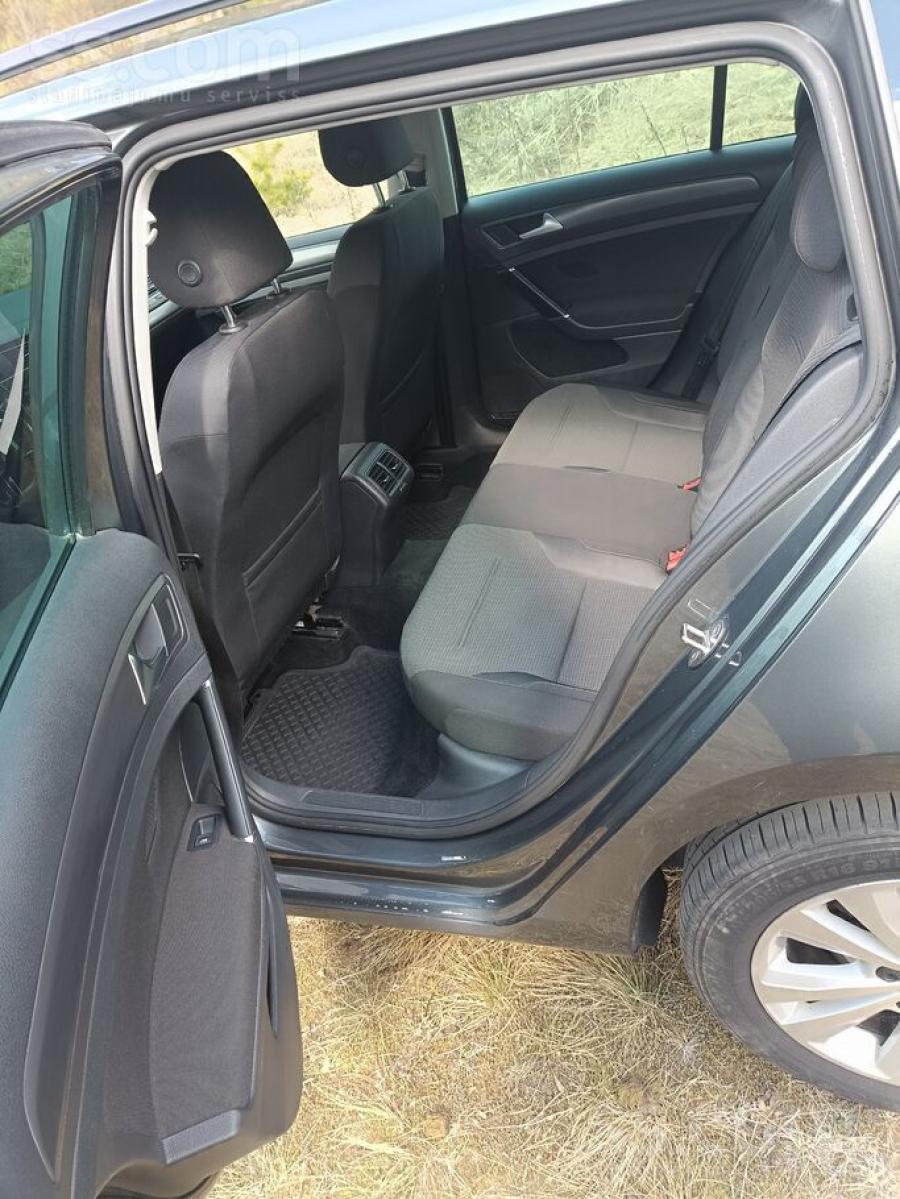 Pelēks Volkswagen Golf 2019 Daugavpils, ar dzinēja tilpumu 1.60 L un nobraukumu 239 tūkst. km par 8500 €, foto 16 vietnē AUTOMOTO.COM.LV
