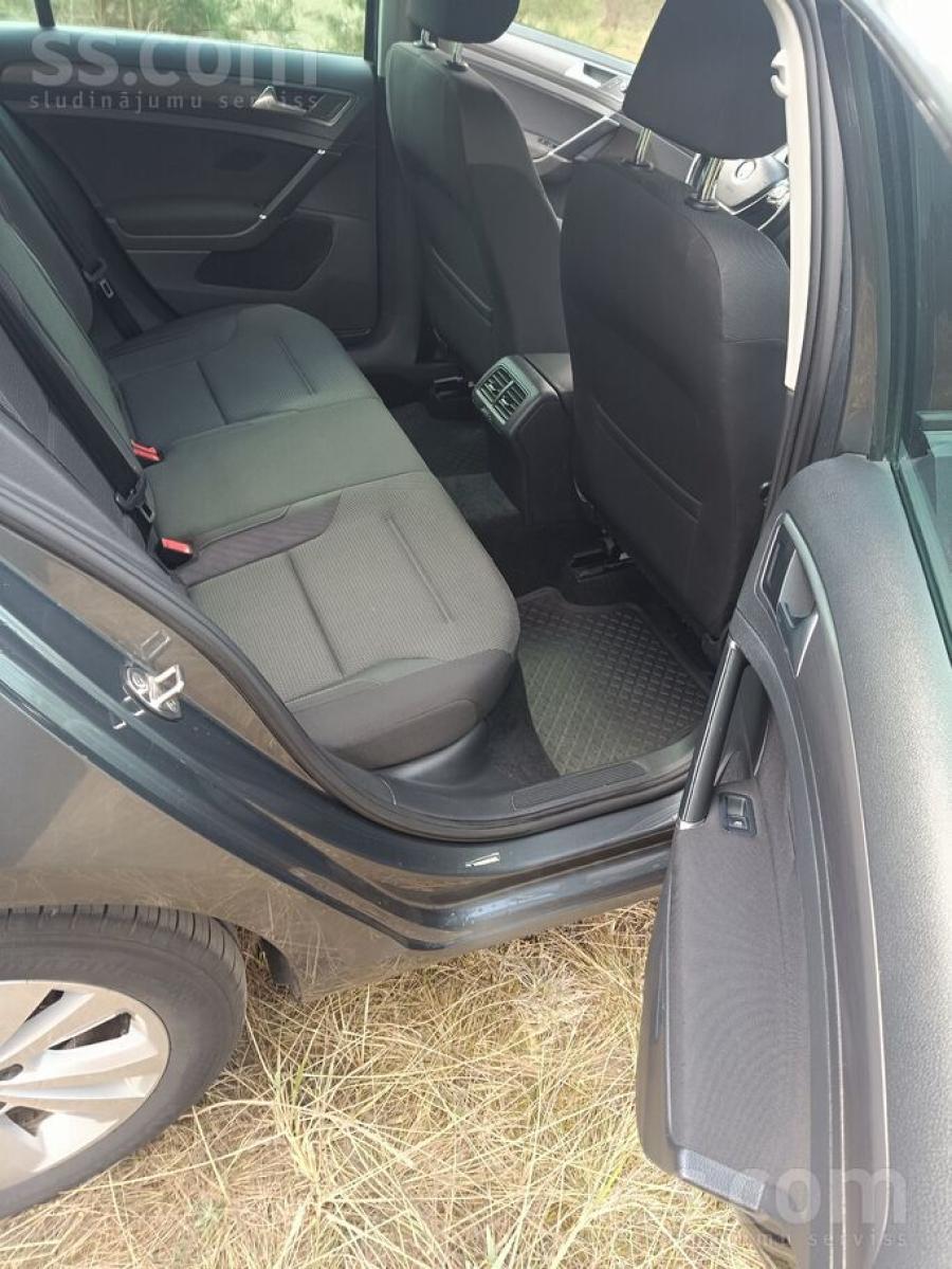 Pelēks Volkswagen Golf 2019 Daugavpils, ar dzinēja tilpumu 1.60 L un nobraukumu 239 tūkst. km par 8500 €, foto 17 vietnē AUTOMOTO.COM.LV