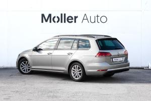 Grey Volkswagen Golf 2019 in Riga, with an engine capacity of 1.50 L and mileage of 153 thousand km for 9850 €, photo 4 on AUTOMOTO.COM.LV