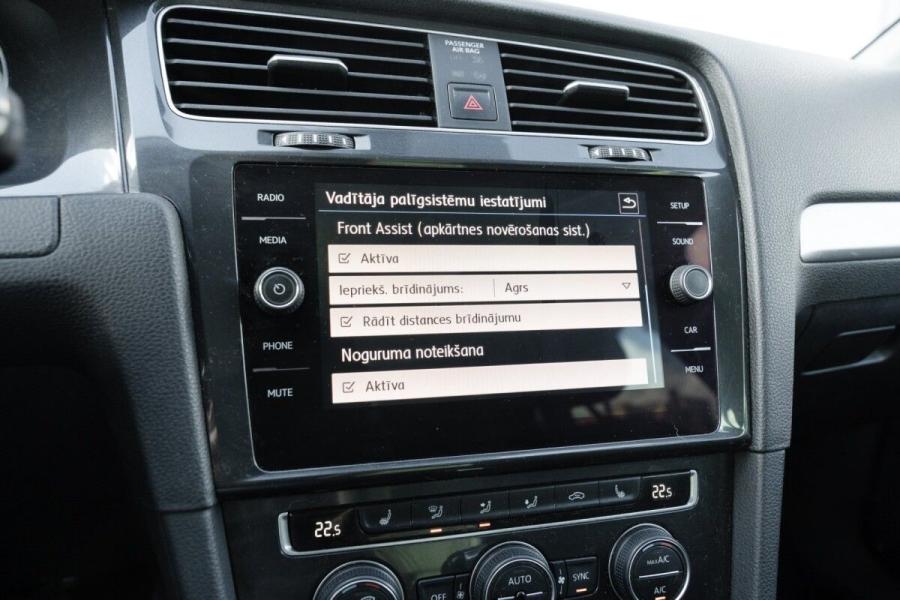 Grey Volkswagen Golf 2019 in Riga, with an engine capacity of 1.50 L and mileage of 153 thousand km for 9850 €, photo 18 on AUTOMOTO.COM.LV