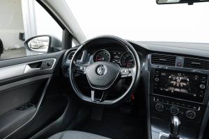 Grey Volkswagen Golf 2019 in Riga, with an engine capacity of 1.50 L and mileage of 153 thousand km for 9850 €, photo 20 on AUTOMOTO.COM.LV