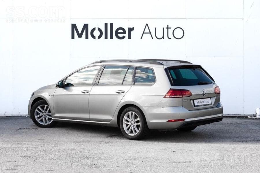 Grey Volkswagen Golf 2019 in Riga, with an engine capacity of 1.50 L and mileage of 153 thousand km for 9850 €, photo 4 on AUTOMOTO.COM.LV
