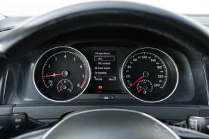 Grey Volkswagen Golf 2019 in Riga, with an engine capacity of 1.50 L and mileage of 153 thousand km for 9850 €, photo 11 on AUTOMOTO.COM.LV