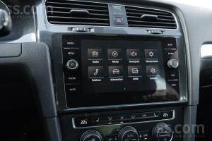 Grey Volkswagen Golf 2019 in Riga, with an engine capacity of 1.50 L and mileage of 153 thousand km for 9850 €, photo 15 on AUTOMOTO.COM.LV
