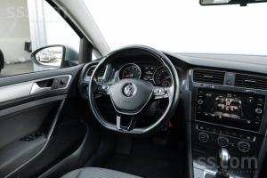 Grey Volkswagen Golf 2019 in Riga, with an engine capacity of 1.50 L and mileage of 153 thousand km for 9850 €, photo 20 on AUTOMOTO.COM.LV