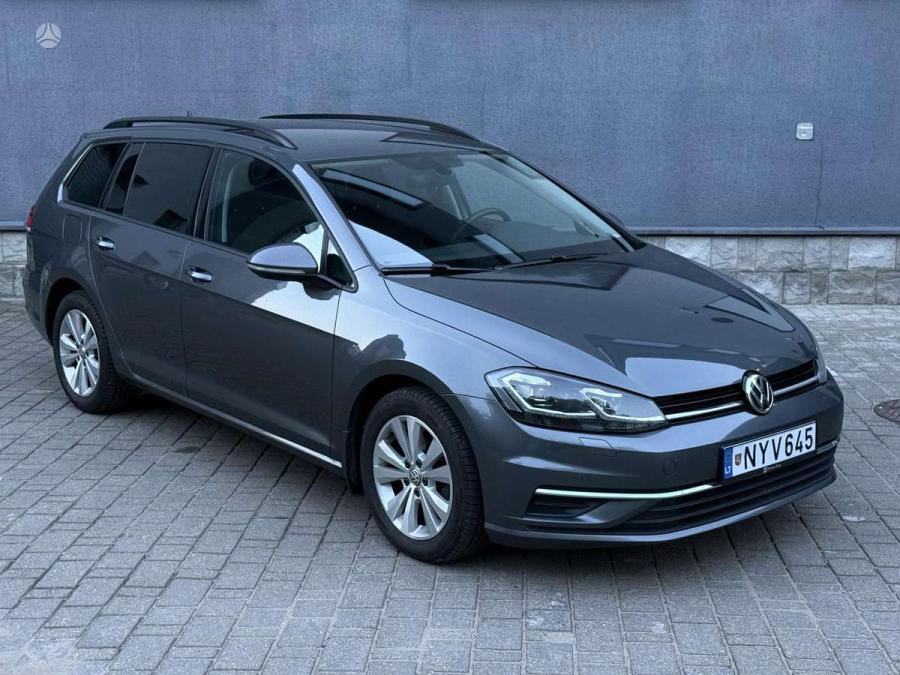 Grey Volkswagen Golf 2019 in Vilnius, with an engine capacity of 1.60 L and mileage of 162 thousand km for 9500 €, photo 3 on AUTOMOTO.COM.LV