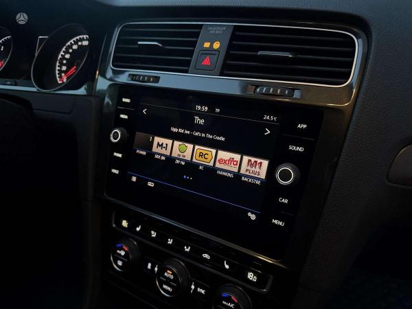 Grey Volkswagen Golf 2019 in Vilnius, with an engine capacity of 1.60 L and mileage of 162 thousand km for 9500 €, photo 9 on AUTOMOTO.COM.LV