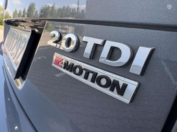 Grey Volkswagen Golf 2019 in Kaunas, with an engine capacity of 1.97 L and mileage of 300 thousand km for 9800 €, photo 7 on AUTOMOTO.COM.LV