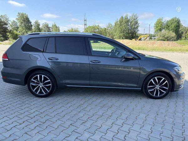 Grey Volkswagen Golf 2019 in Kaunas, with an engine capacity of 1.97 L and mileage of 300 thousand km for 9800 €, photo 8 on AUTOMOTO.COM.LV