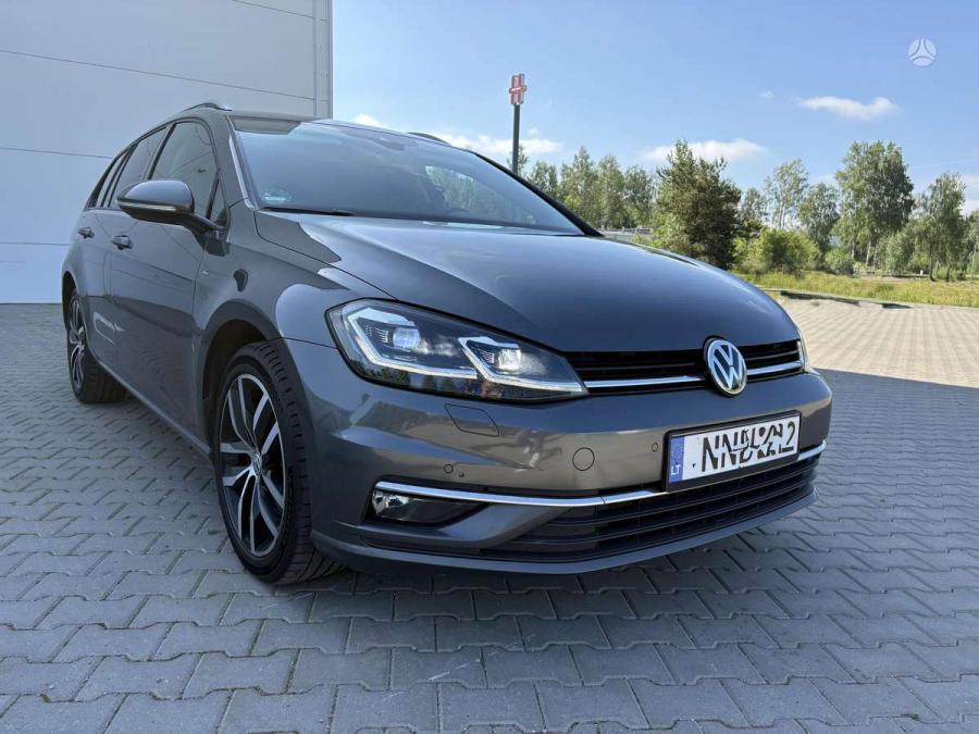 Pelēks Volkswagen Golf 2019 Kauņa, ar dzinēja tilpumu 1.97 L un nobraukumu 300 tūkst. km par 9800 €, foto 9 vietnē AUTOMOTO.COM.LV