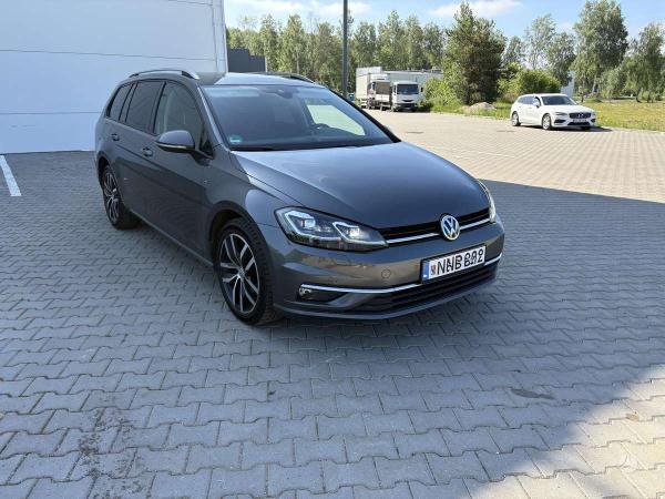 Grey Volkswagen Golf 2019 in Kaunas, with an engine capacity of 1.97 L and mileage of 300 thousand km for 9800 €, photo 10 on AUTOMOTO.COM.LV