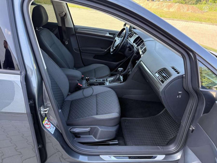 Pelēks Volkswagen Golf 2019 Kauņa, ar dzinēja tilpumu 1.97 L un nobraukumu 300 tūkst. km par 9800 €, foto 22 vietnē AUTOMOTO.COM.LV