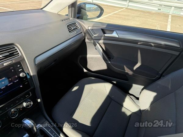 Фольксваген Гольф 2019 в Таллин на AUTOMOTO.COM.LV Серый Фольксваген Гольф 2019 в Таллин, объемом двигателя 1.50 л и пробегом 176 тыс. км за 9500 €, фото 10 на AUTOMOTO.COM.LV