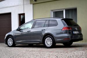 Grey Volkswagen Golf 2019 in Tukums, with an engine capacity of 1.60 L and mileage of 223 thousand km for 9990 €, photo 9 on AUTOMOTO.COM.LV