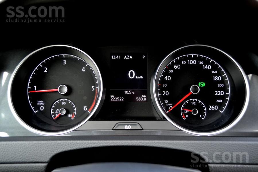 Grey Volkswagen Golf 2019 in Tukums, with an engine capacity of 1.60 L and mileage of 223 thousand km for 9990 €, photo 18 on AUTOMOTO.COM.LV